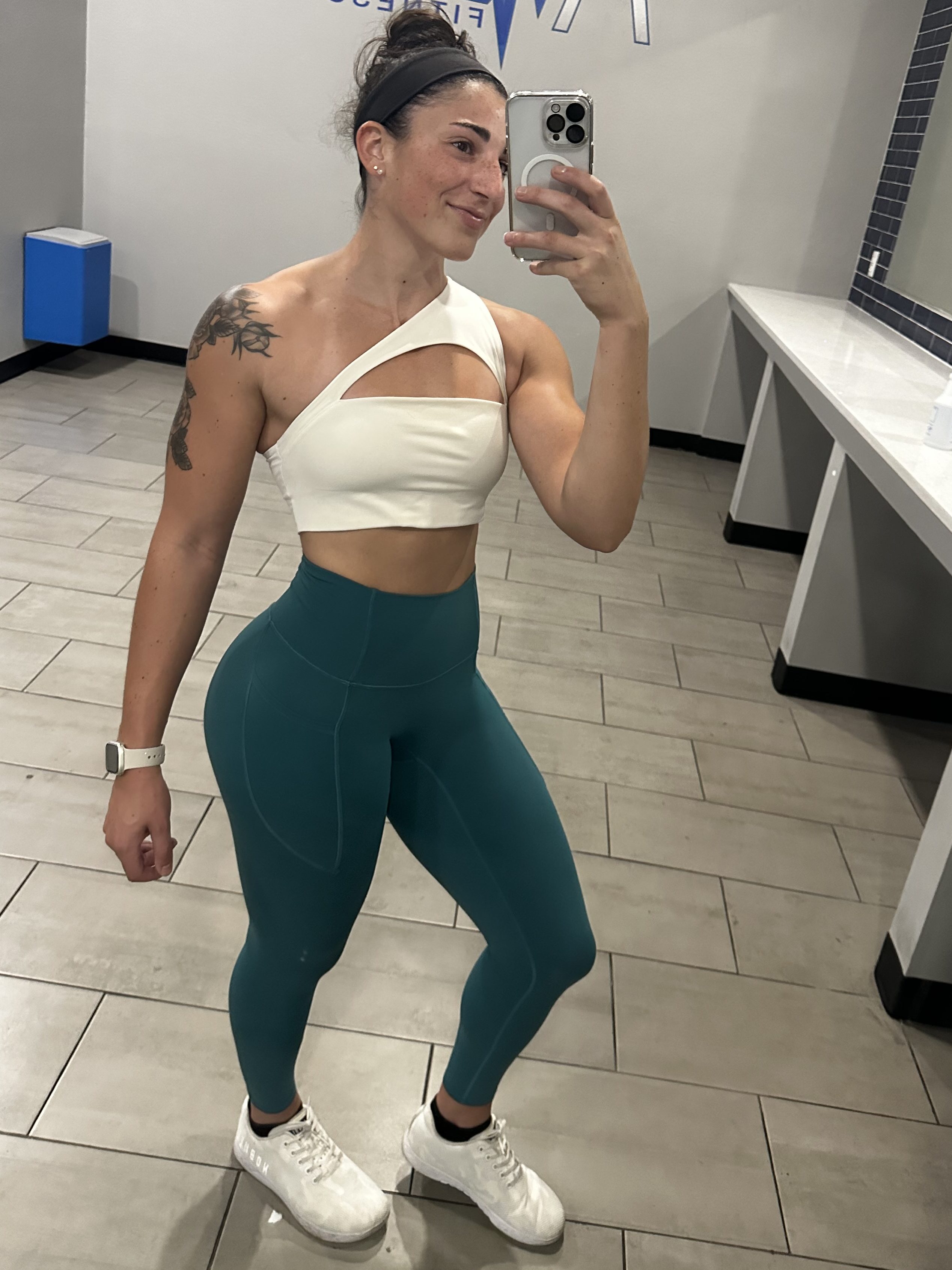 The Struggles of Being a Gym Girl – The Freshman Fitness Blog by Emily ...